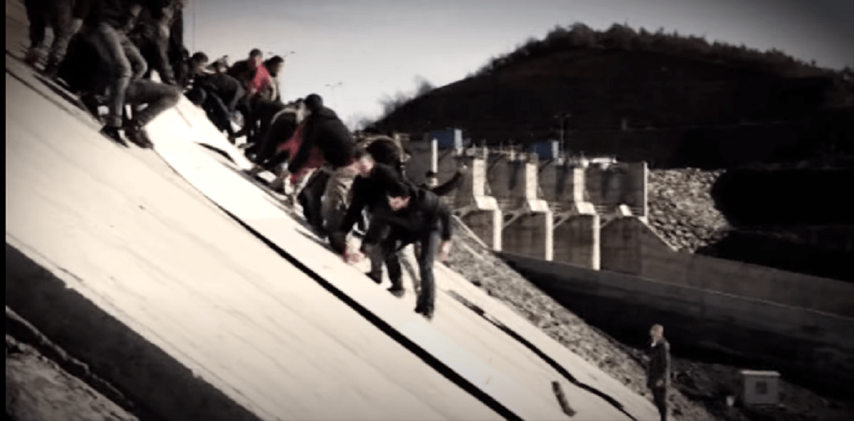 ALBANIA’S “FORGOTTEN HERO” AND THE TURKISH FLAG - KUKES POST